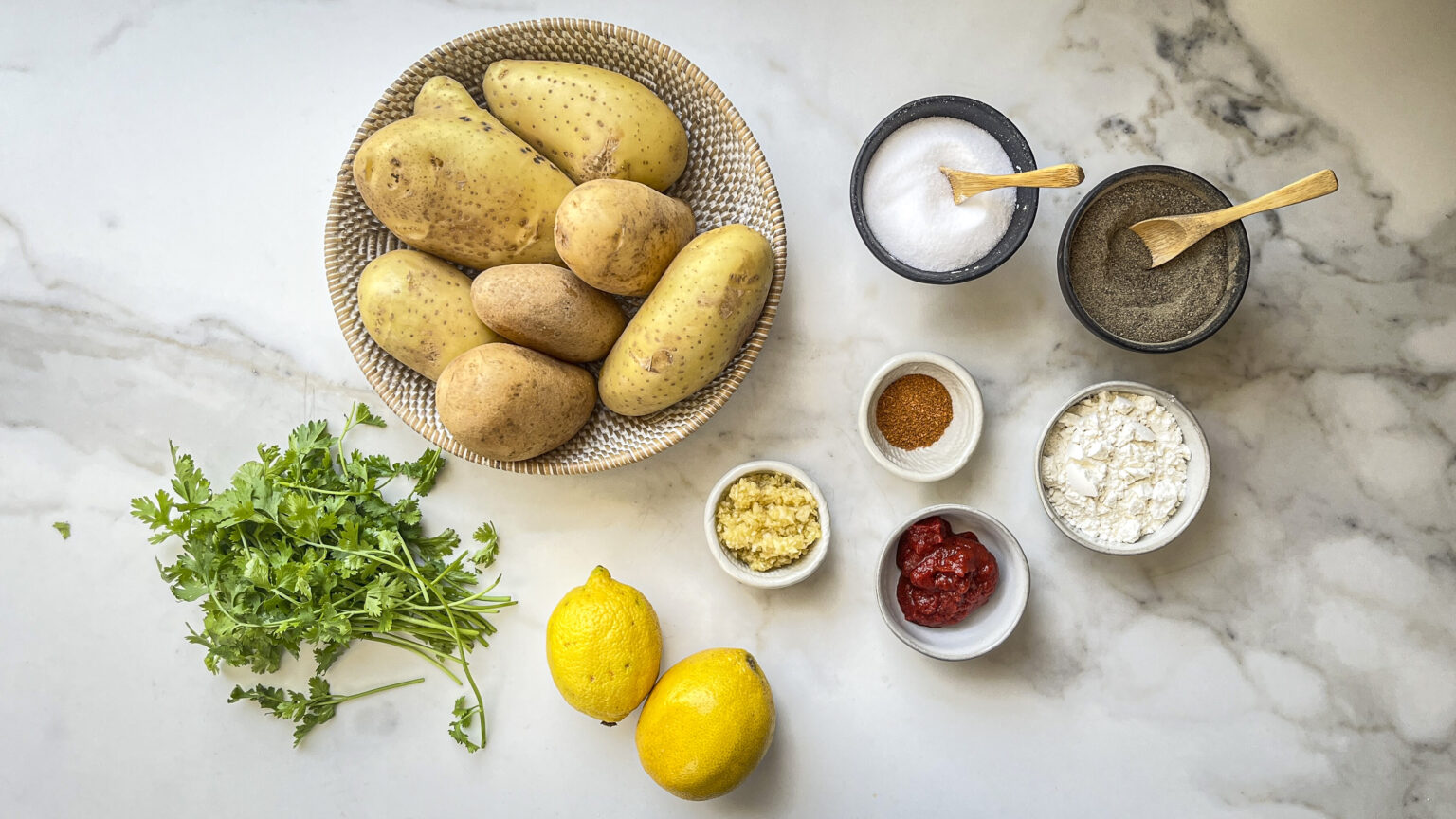 Batata Harra (Spicy Potatoes) - Cooking with Zahra